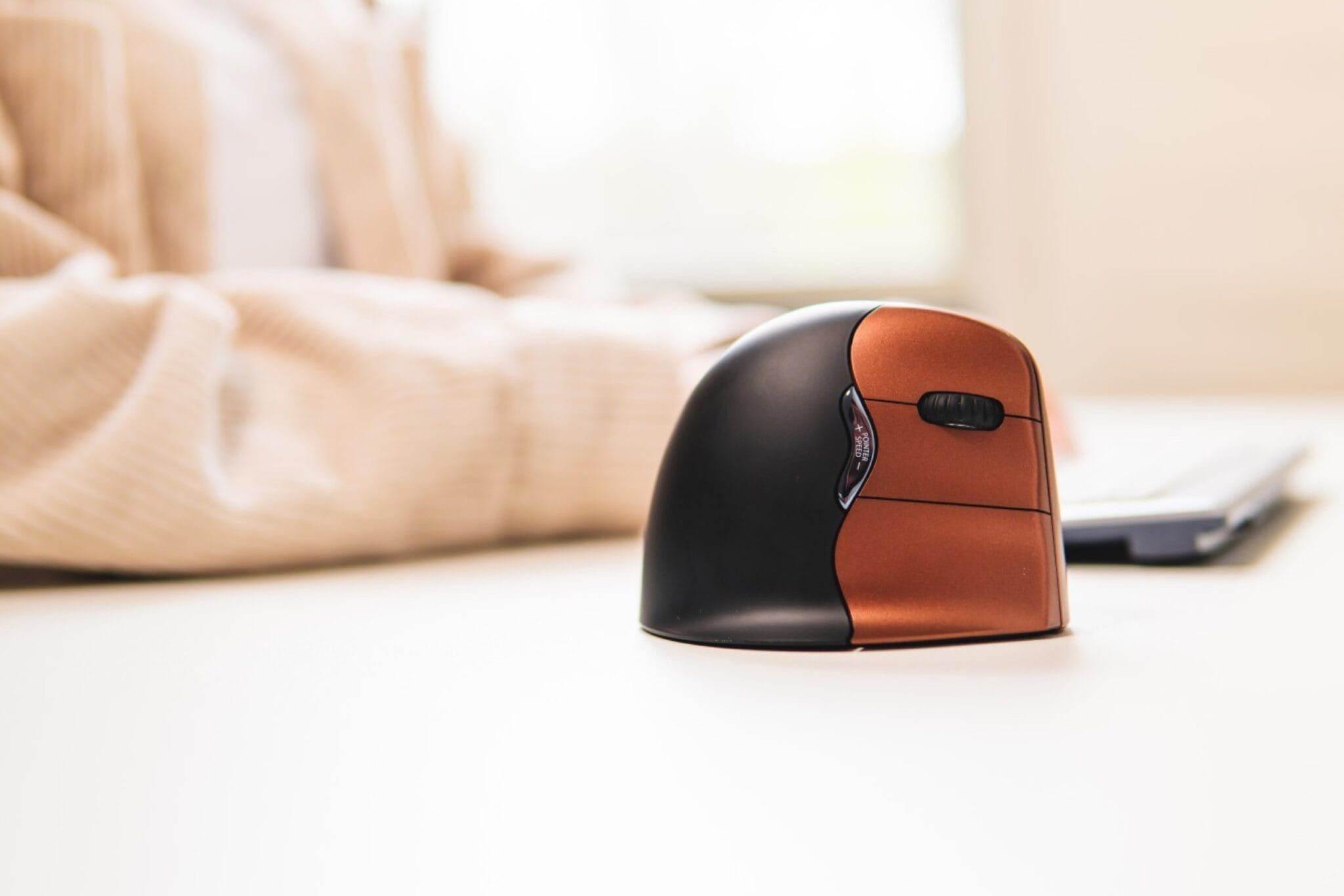 Verticale muis voor comfortabel werken - Ergonomiewebshop